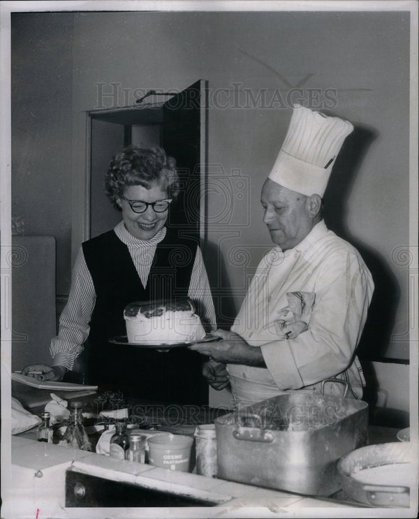 1964 C. Riley/Chef Harses/Souffle/Cooking - Historic Images