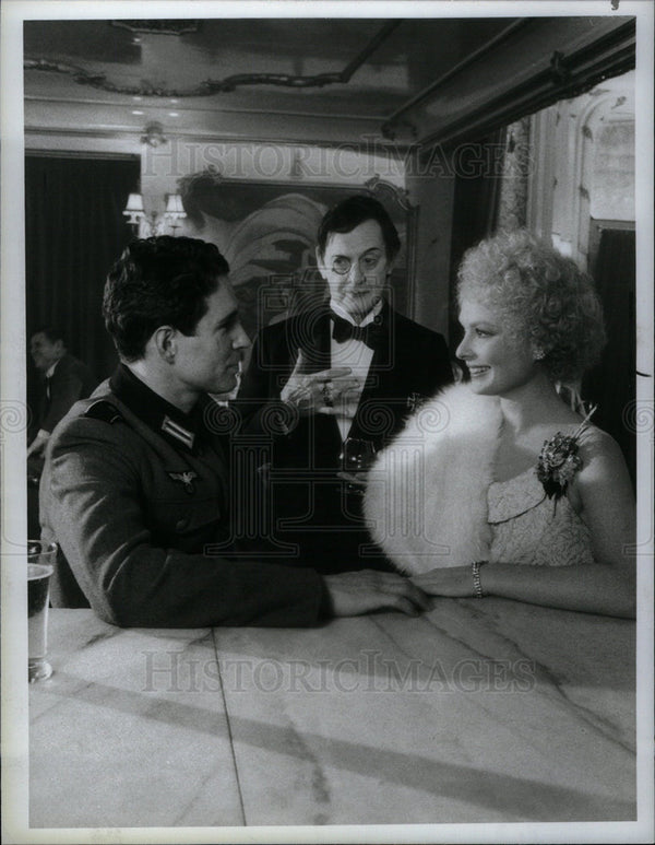 1985 Lucy Gutteridge English Film Actress - Historic Images