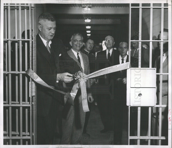 1956 Mayor Will Nicholson Ribbon Ceremonie - Historic Images
