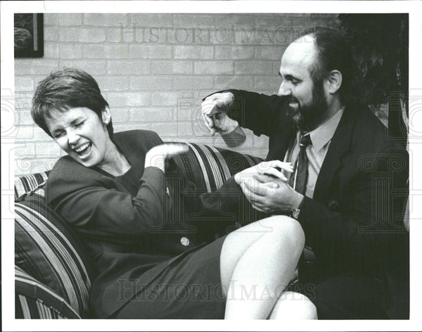 1995 Press Photo Change Of Life Jan Radcliff Guy Sanvil - Historic Images