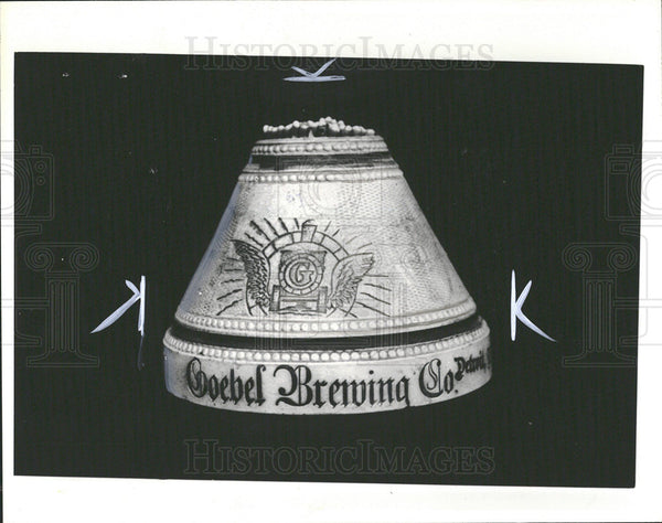1981 Press Photo Global Brewing Company's Advertising - Historic Images