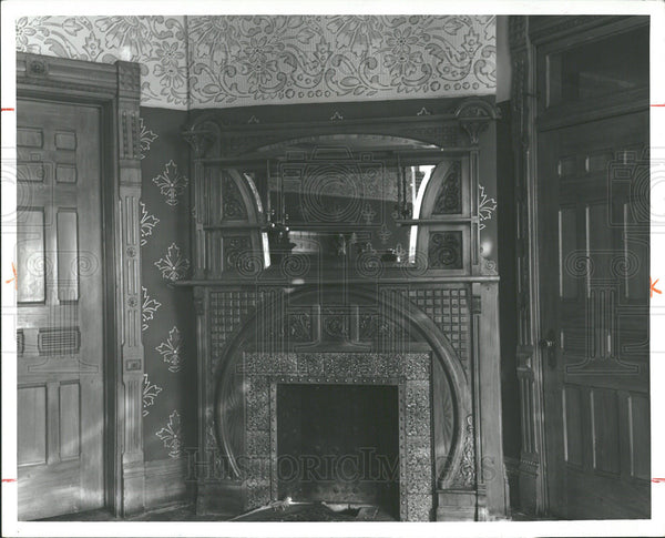 1981 Press Photo David Hopkins Library Hackey Michigan - Historic Images