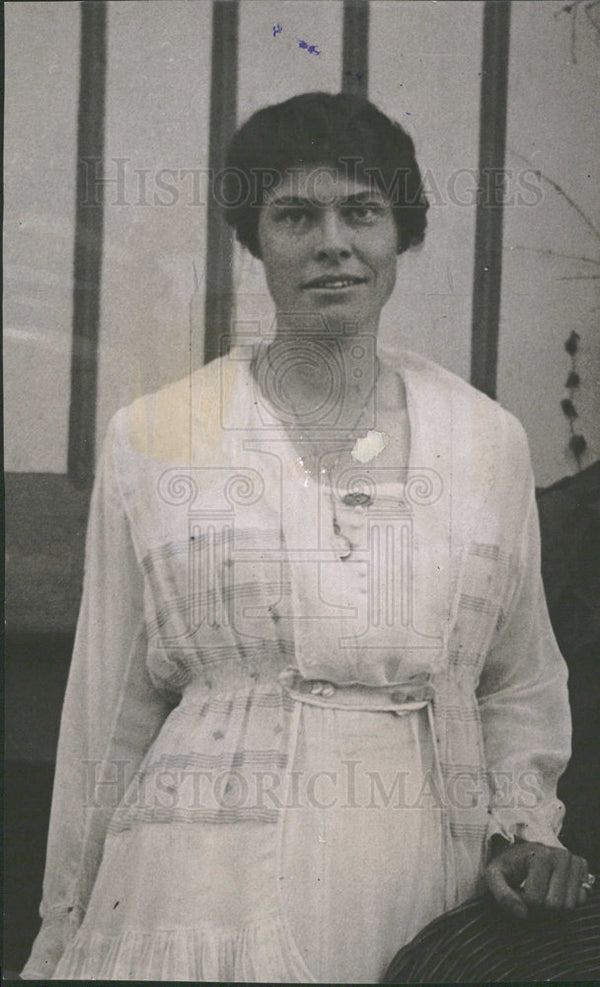 1918, Miss Catherine Hughes Wellesley draft - RRY24853 - Historic Images