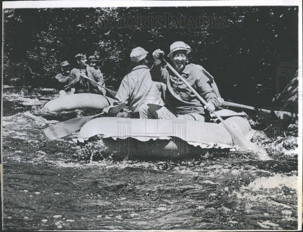 1966 Press Photo Wisconsin Gov Warren Knowles Rapids - Historic Images