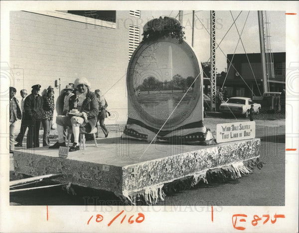 1976 Press Photo Wood Dale Float Winner Beautiful - Historic Images