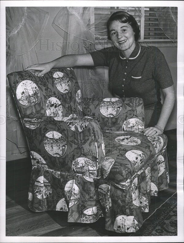 1956 Press Photo Mrs Will Nicholas Goodwill Industries - Historic Images