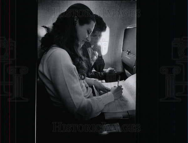 1981 Press Photo Nancy Burkhart post reporter Anderson - Historic Images