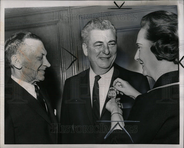 1965 Press Photo Robert Grindle & wife & Girardin - Historic Images