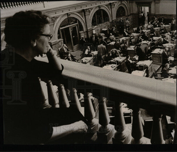 1961 Press Photo Thelma Finely Senator House Clerk - Historic Images