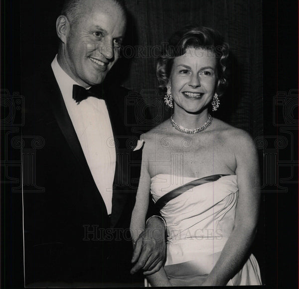 1961 Press Photo Mr. & Mrs. Harry Combs - Historic Images