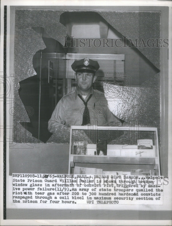 1965 Riots Walpole State Prison Massachuset - Historic Images