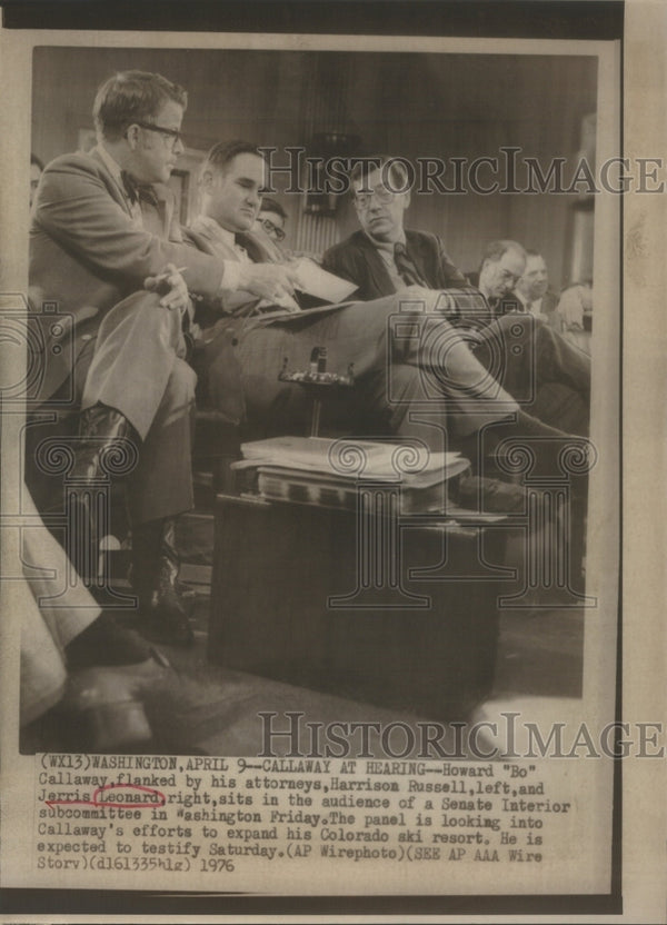 1976 Howard Callaway flanked attorney Russell Jerris Leonard - Historic ...