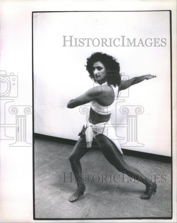 1988 Press Photo Lou Conte Dance Studio Dance Instructor Lisa Comeaux ...