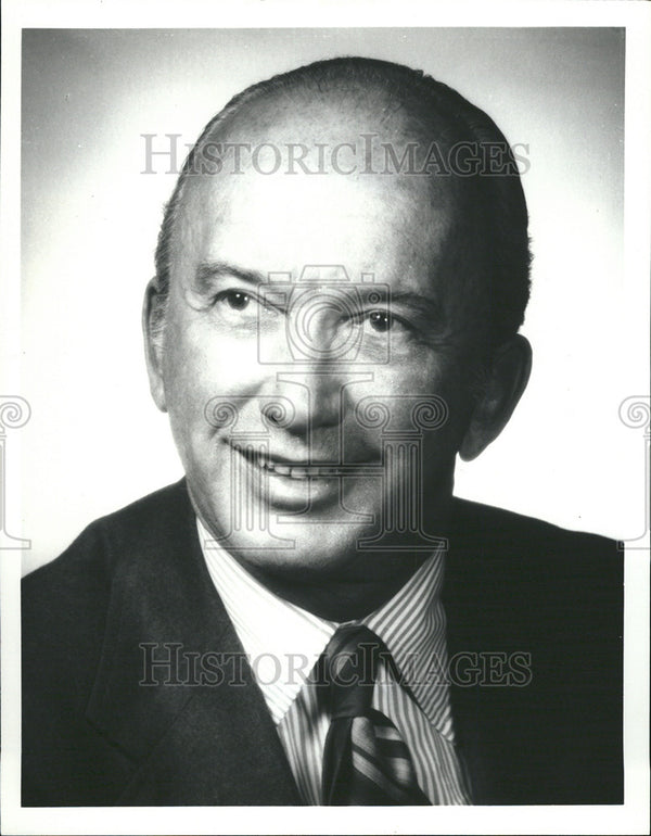 1976 Press Photo Adams Edward Larrabee Consulting Psychologist Univers ...