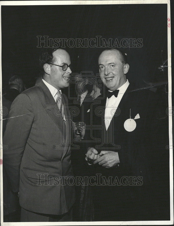 1958 Press Photo Peter Thorneycroft talks with Edwin Roth at a party ...