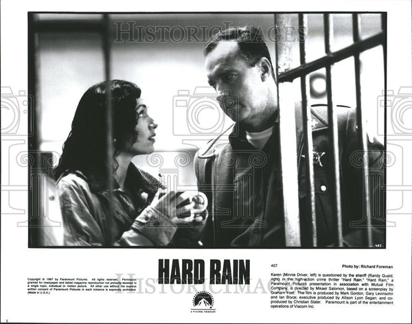 1998 Press Photo Hard Rain Film Actors Quaid Driver Jail Cell Scene ...