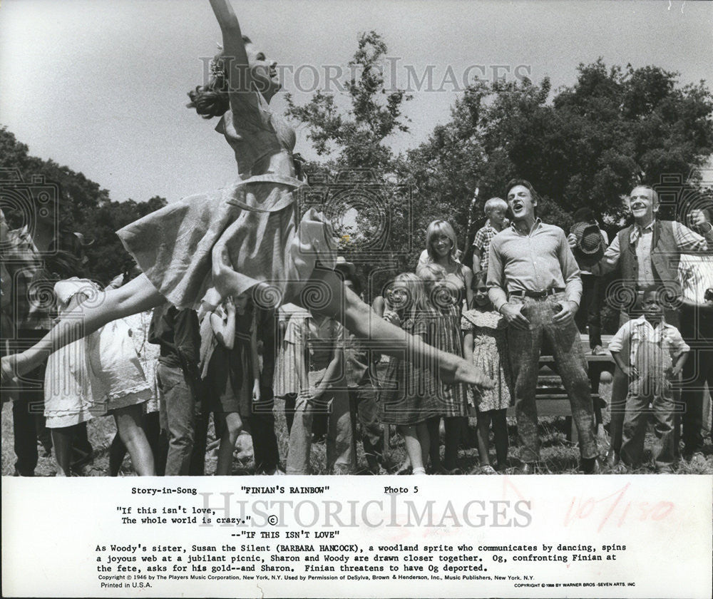 1969 Press Photo Barbara Hancock Joyous Web Jubilant picnic Susan Wood ...