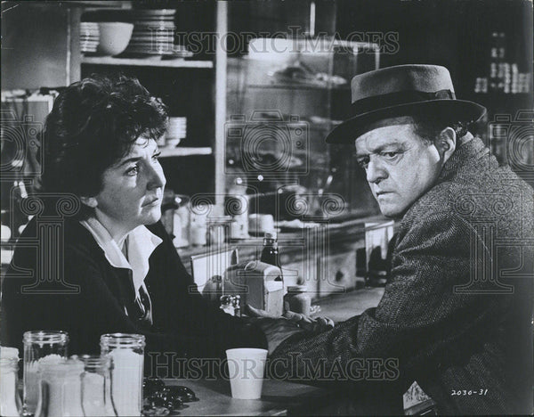 1970 Press Photo Airport Van Heflin Maureen Stapleton Coffee Shop Wife ...