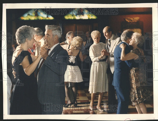 1988 Press Photo Old People Party Polish Century Club Detroit ...