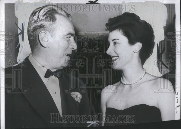 1949 Press Photo Elizabeth Sloan Simpson Wife O'Dwyer Navy Mayor - Historic Images