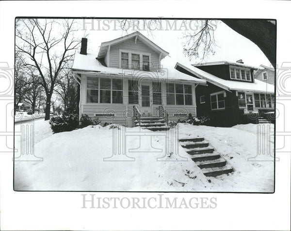 1988 Press Photo Robert Risner Surrogate Broker Jackson Michigan Home ...