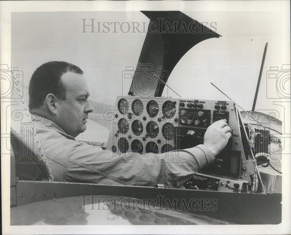 1967 Press Photo BD2 Cruise Plane James Bede Instrument panel single e ...