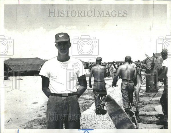 1985 Press Photo Bien Hoa Ronald Fogarty Mary Ann Wojick Southwest Sid ...
