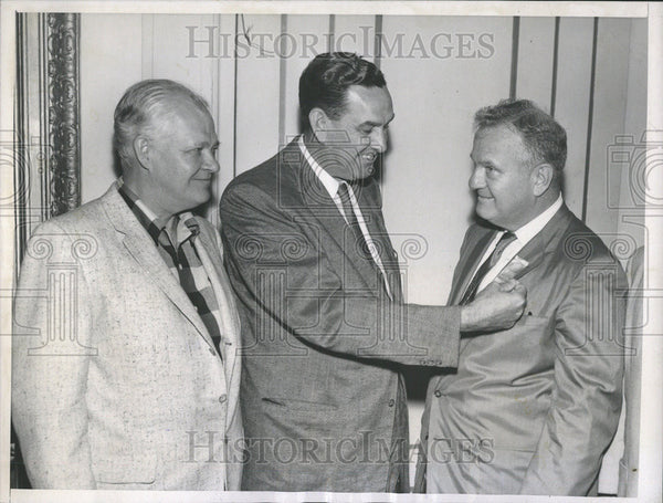 1957 Press Photo Larry Lang John Livingston AFL-CIO Director Harry O'R - Historic Images