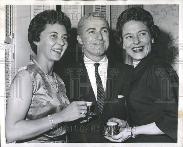 1962 Press Photo Mrs EM Kinney Mr EM Kinney Mrs Gilbert Pellet Chicago ...