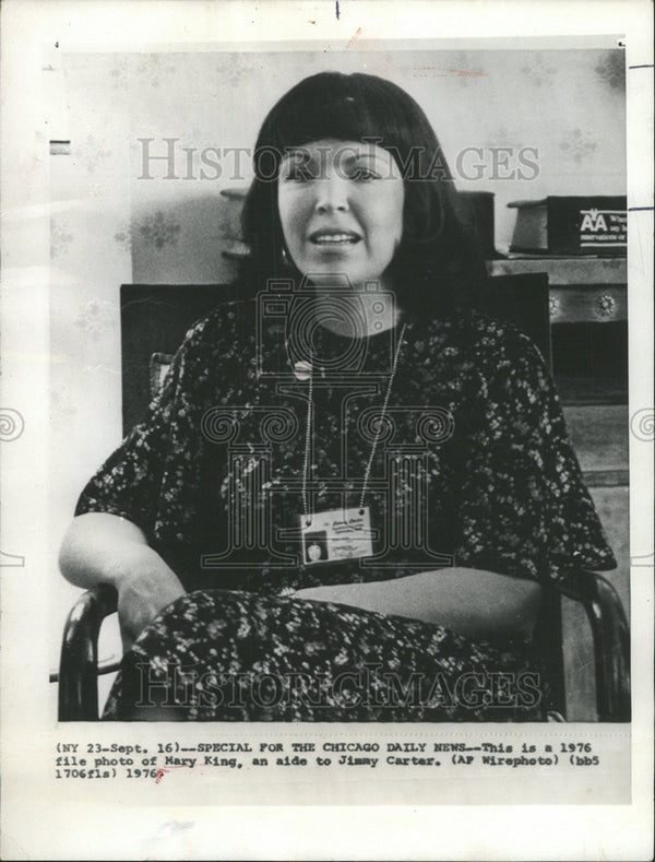 1976 Press Photo This is a 1976 file photo of Mary King, as side to Ji ...