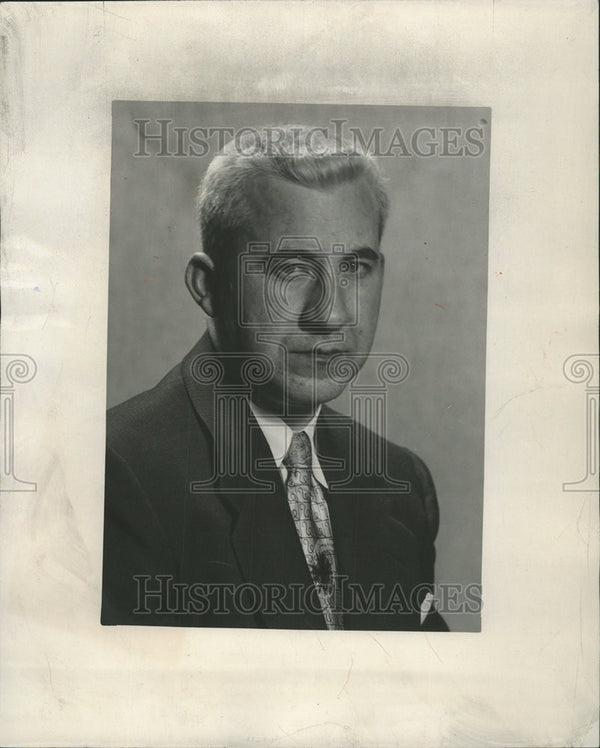 1956 Press Photo Fred Beyerman delegate of the Church of Elmhurst ...