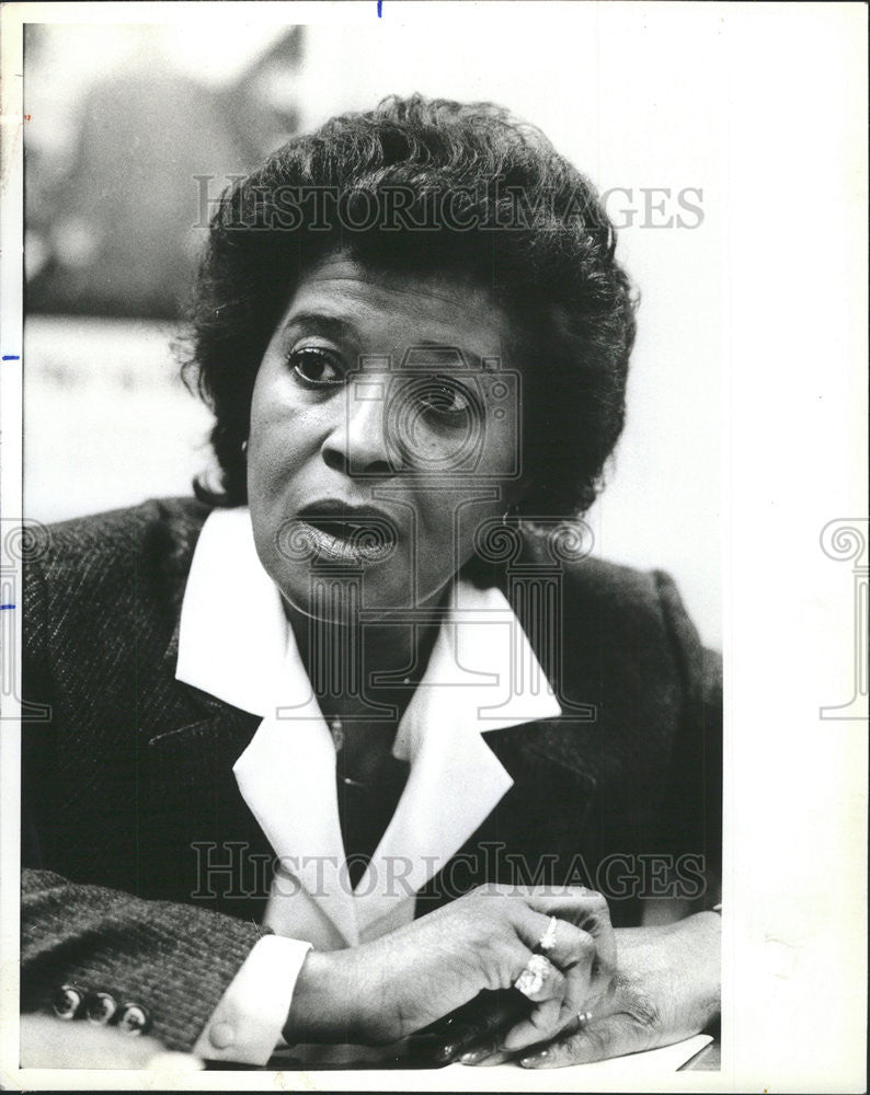 1983 Press Photo Autress Avery Miller specialist Renewal Effort Servic ...