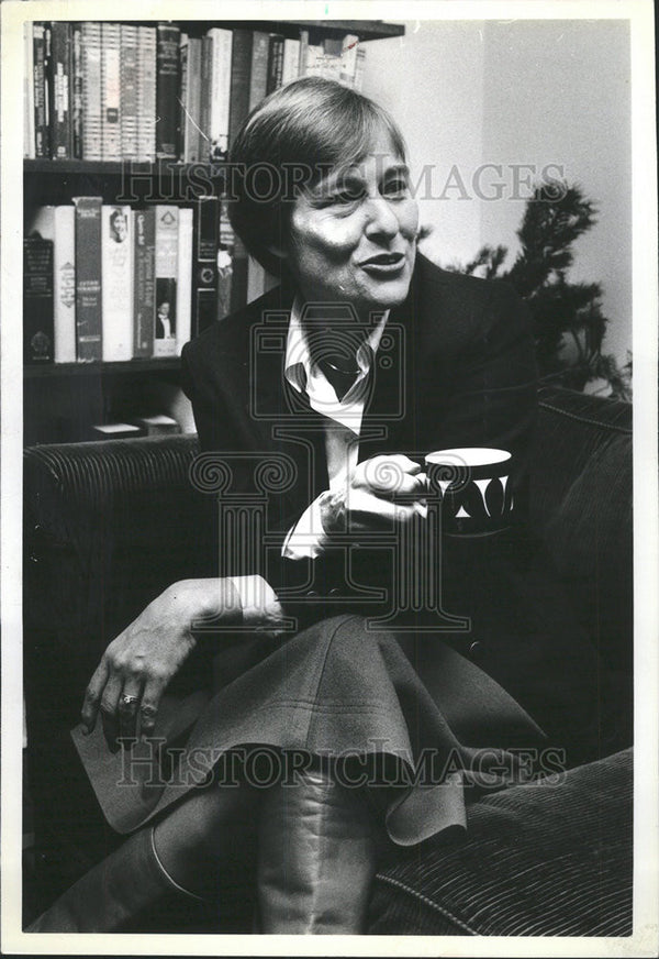 1981 Press Photo Barbara Currie Flynn Politics Bumped Position Remappi ...