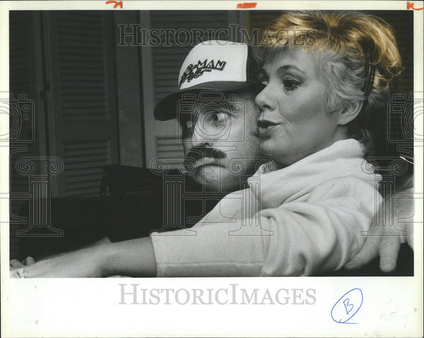 1982 Press Photo TV Star Marty Ingels Actress Wife Shirley Jones Menta ...