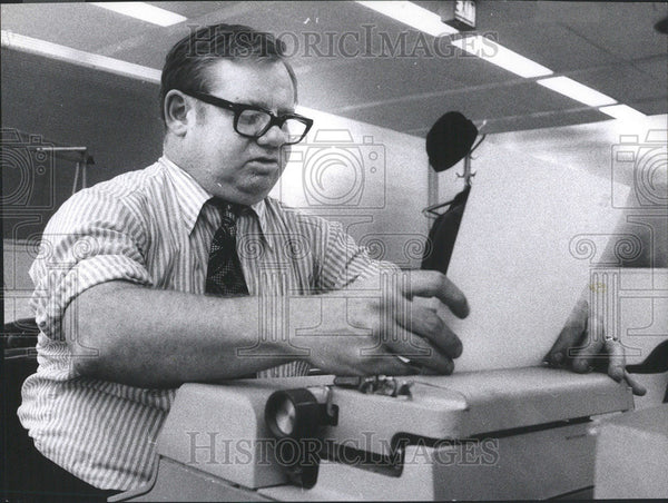 1975 Press Photo Herb Hugo. Editor of Platt's Oilgram - Historic Images