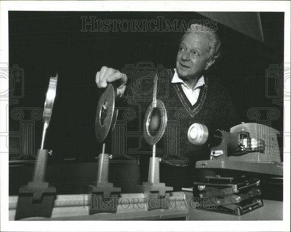 1990 Press Photo Dr Leon Lederman noble prize winning physicist scienc ...