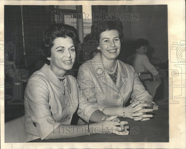 1964 Press Photo Junior League President Mrs. Warner Marsden - Historic ...