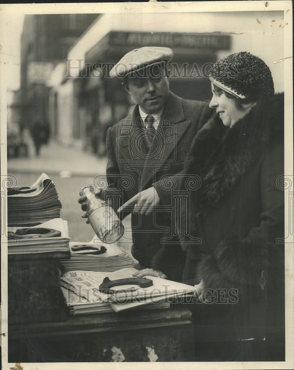 1932 Press Photo Frank Conte, Newspaper Boy For 27 Years - Historic Images