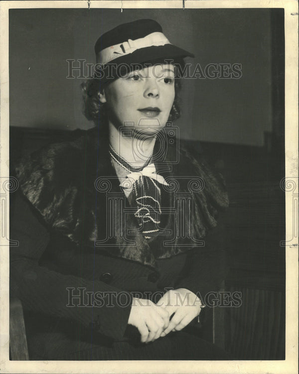1956 Press Photo Carol Frink Movie Critic - Historic Images