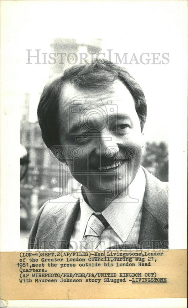 1981 Press Photo Ken Livingston Meet the Press Outside his London Head ...
