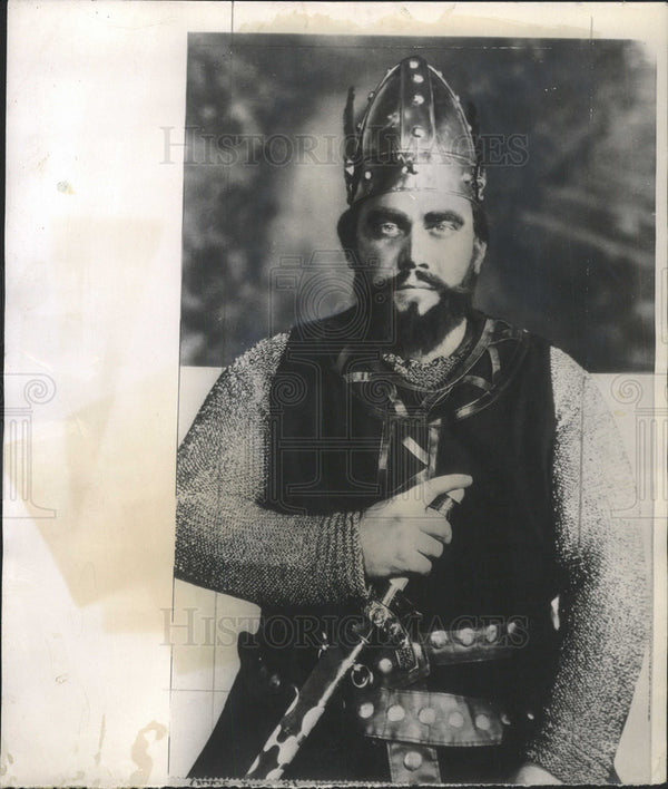 1947 Press Photo Robert Ringling Wagnerian Costume Grand Opera Barnum ...