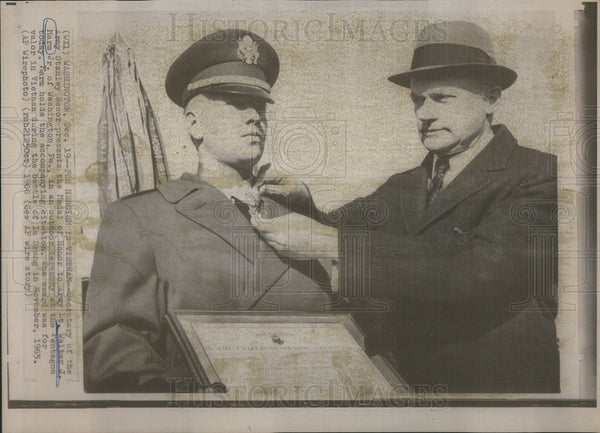 1965 Army Stanley Resor Walter Marm Jr Washington Pentagon Vietnam ...