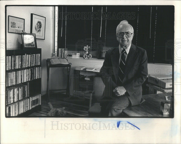 1987 BOARD CHAIRMAN DAN HERR CRITIC - Historic Images