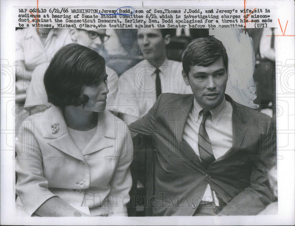 1966 Jeremy Dodd and his wife - Historic Images