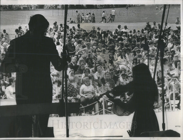 1971 Kimberly Reeves Violinist Soloist Final Young People Concert ...