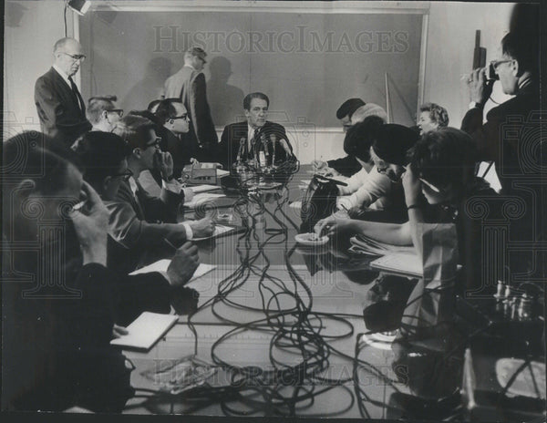 1966 Dr.James F.Redmond among reporters in press conference. - Historic ...