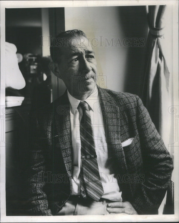 1959 Press Photo Harry Sinclair Film Director Actor Writer Lives In Bl ...