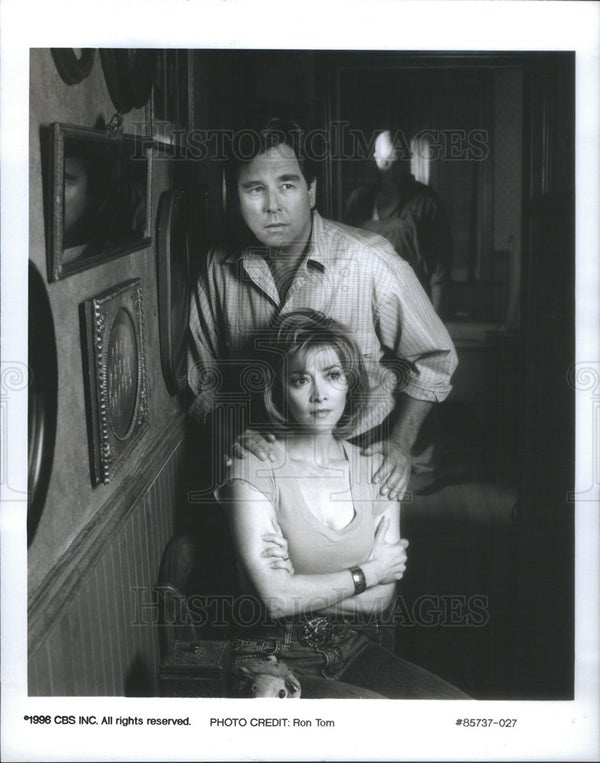 1996 Press Photo The Uninvited Television Movie Actors Lawrence Bridge ...