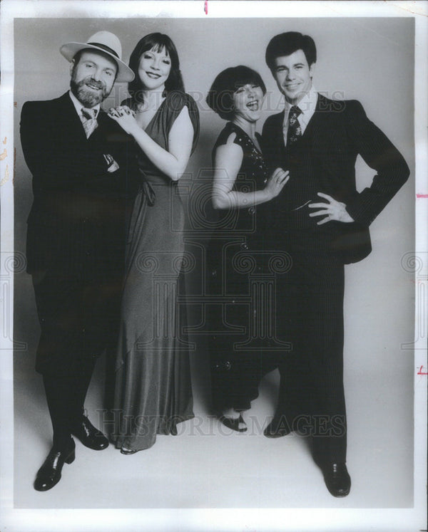1976 Manhattan Transfer singers - Historic Images