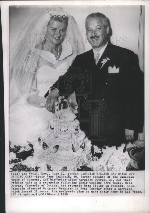 1958 Press Photo Louis Rene Beaudoin and bride Alice Margaret Outram ...
